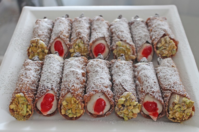 Homemade Cannoli – My Recipe for Cannoli Shells & Filling – ladolcelisa